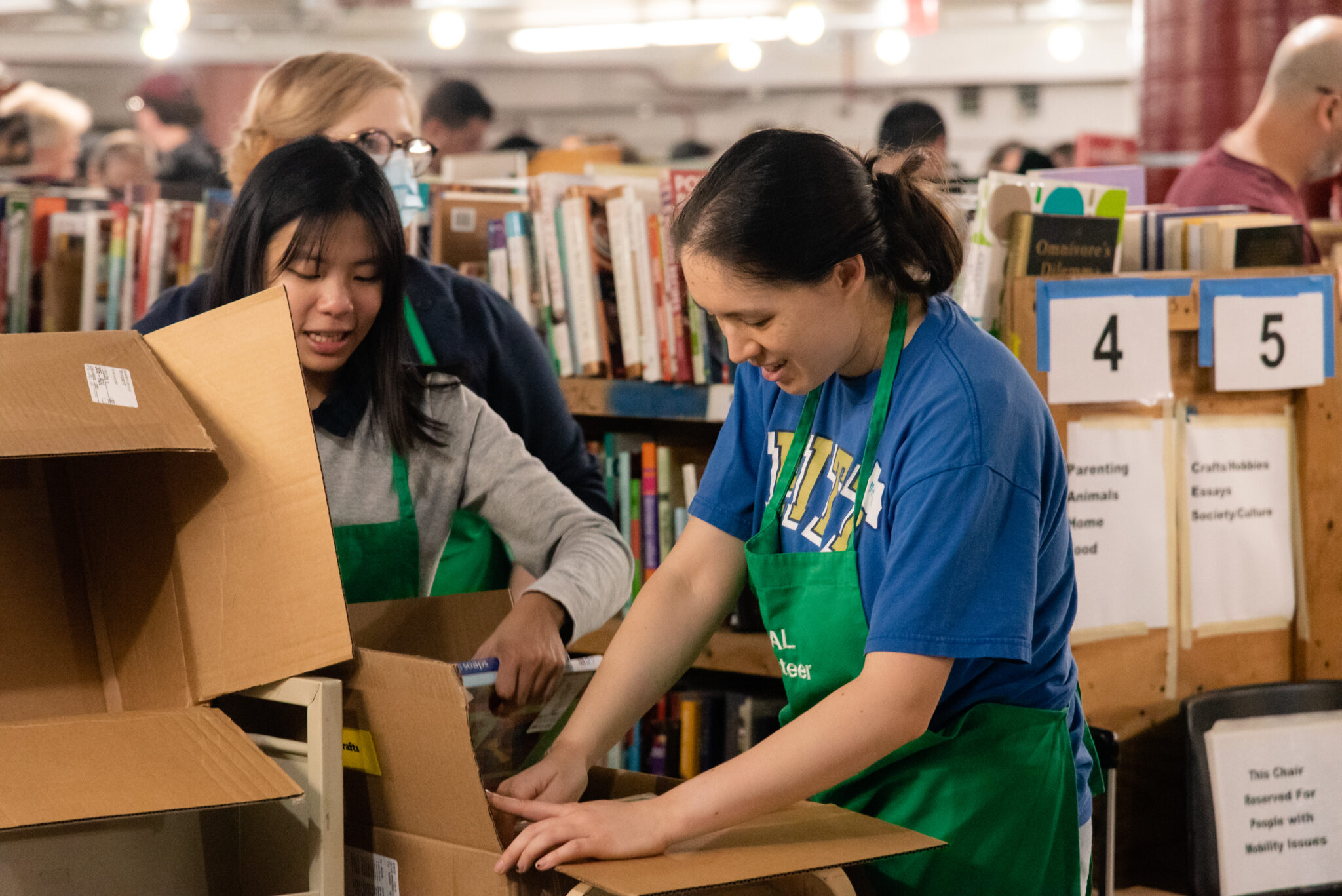 Volunteer Opportunities - Arlington Public Library
